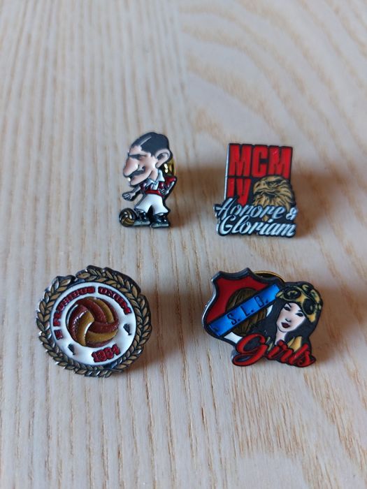 Pins Benfica - SLB - 1904 Poceirão E Marateca • OLX.pt