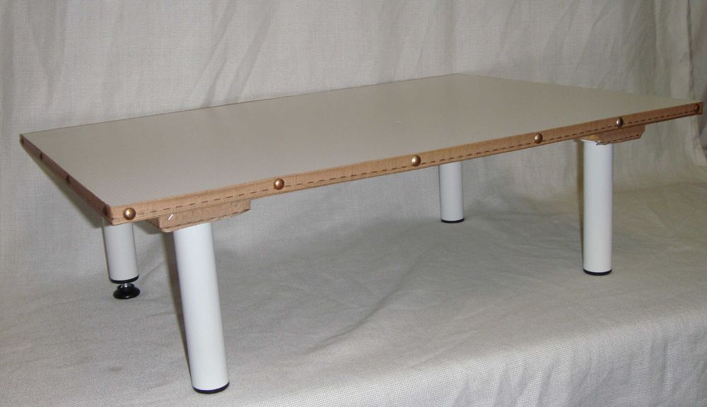 Переносной низкий стол поднос Накроватный столик для завтрака ноутбука ...