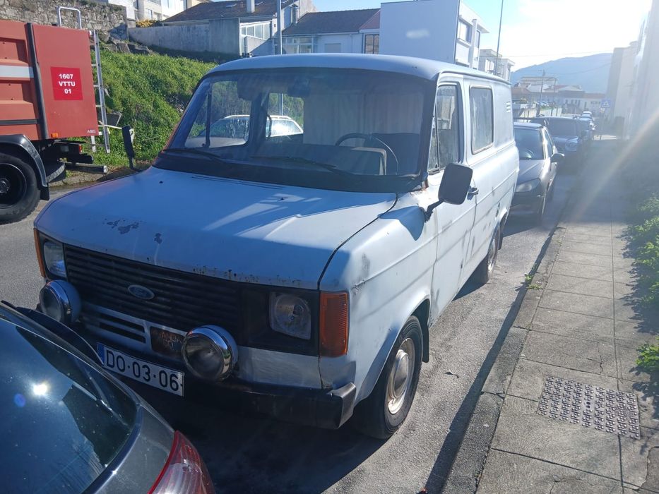Ford Transit 1981 Torres Vedras (São Pedro, Santiago, Santa Maria Do ...