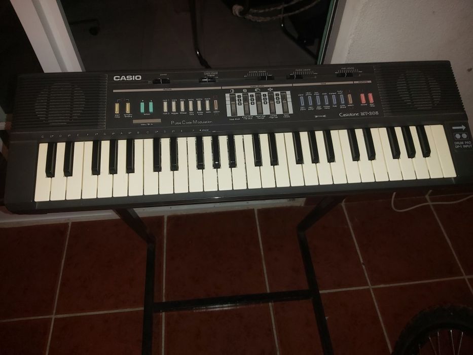 Orgão casio casiotone MT-205 Castelo (Sesimbra) • OLX Portugal