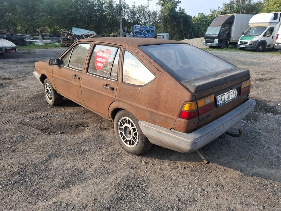 Vw Passat B2 1.6 benzyna 1987 Poznań Piątkowo • OLX.pl