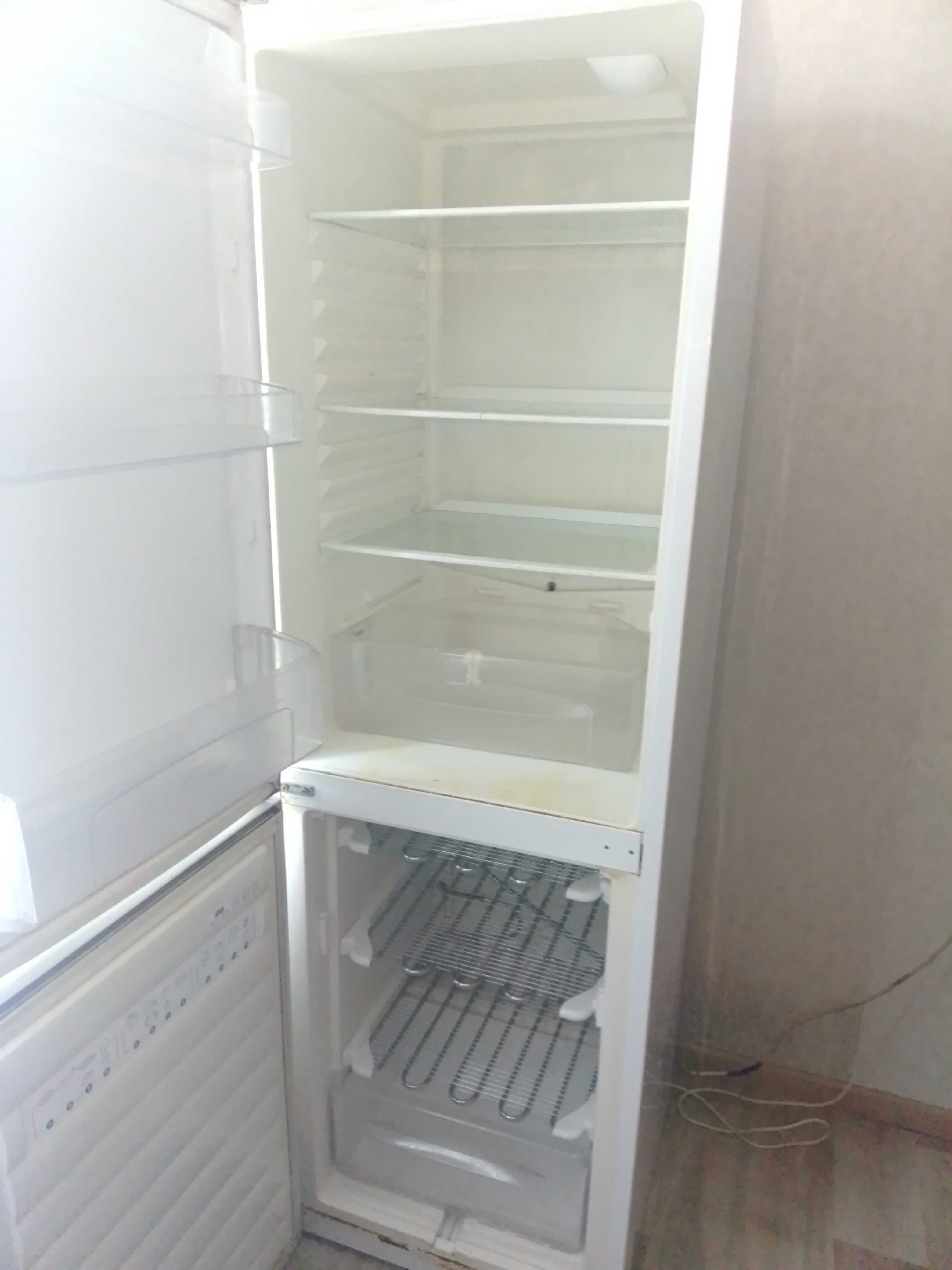 Холодильник Канди 2х камерный,мотор рабочий: 2 000 грн. - Холодильники ...