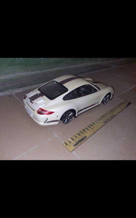 Porsche 911 GT3 RS. Bugatti, scale 1/24: 179 грн. - Машинки Дніпро на Olx