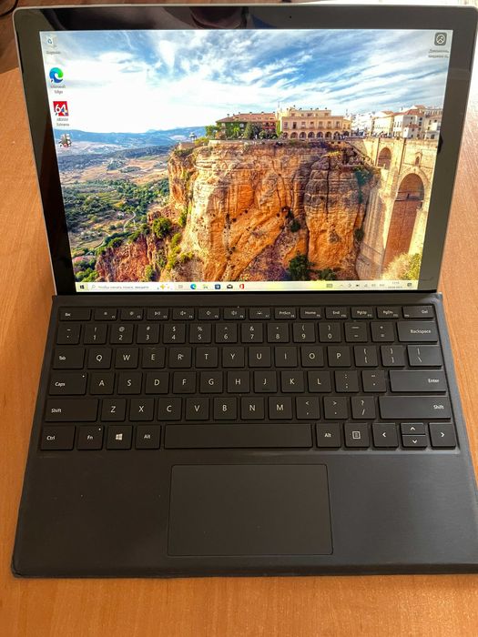 Microsoft Surface Pro 7. Windows 10 pro/ i5/4gb/ssd 128.: 8 499 грн. - Планшетні комп'ютери Южне ...