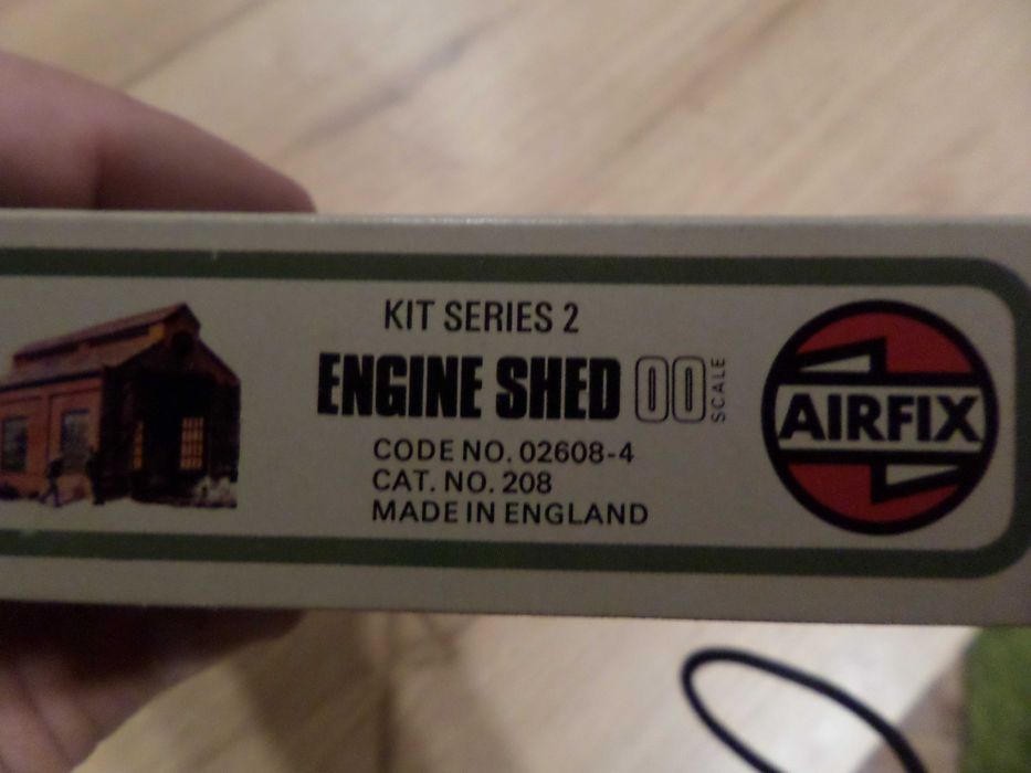 HO - Airfix 02608-4 (1973) Engine Shed Poznań Smochowice • OLX.pl