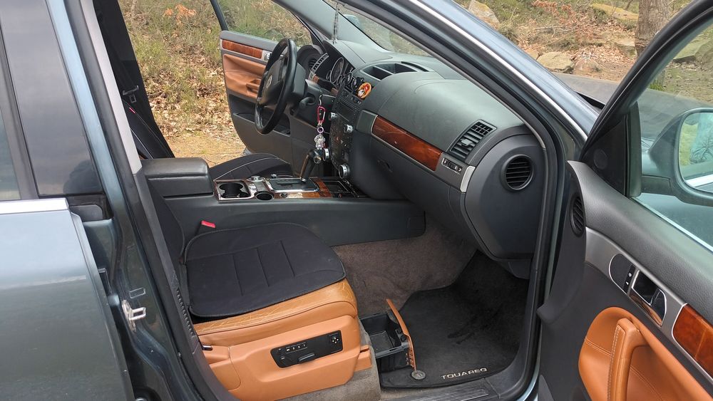 Zamiaiana~V.W. Touareg~4x4~Bez wypadkowy~4,2 V8 310KM+GAZ Sekwencja Kamienna Góra • OLX.pl