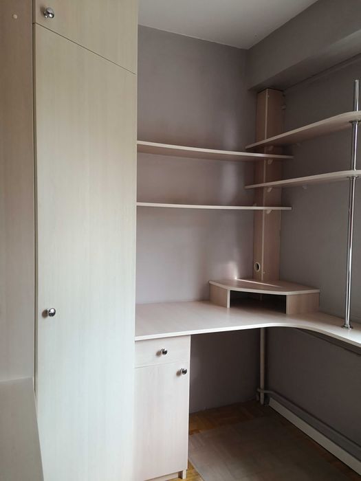 Zabudowa - szafa, komoda, biurko, parapet, regał Tarnów • OLX.pl