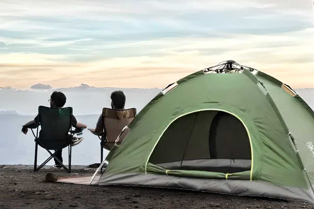 Намет водонепронекний палатка 4х місна намет четырехместная автомат 1 090 грн Палатки