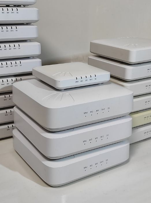 Точки доступу/роутер Wi-Fi Ruckus R500, mesh системи та інші моделі: 2 ...