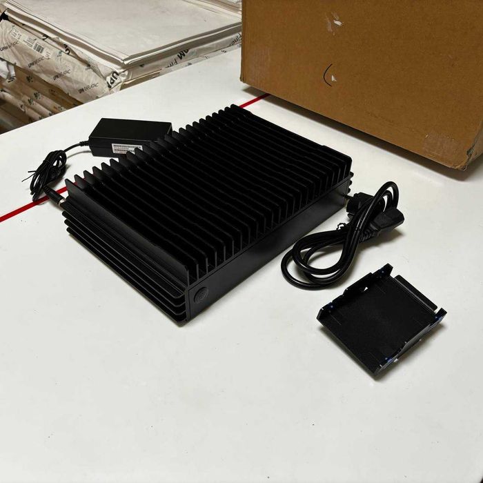 Сервер Supermicro SYS-E302-9A A2SDi-4C-HLN4F CSE-E302IL Intel C3558: 24 ...