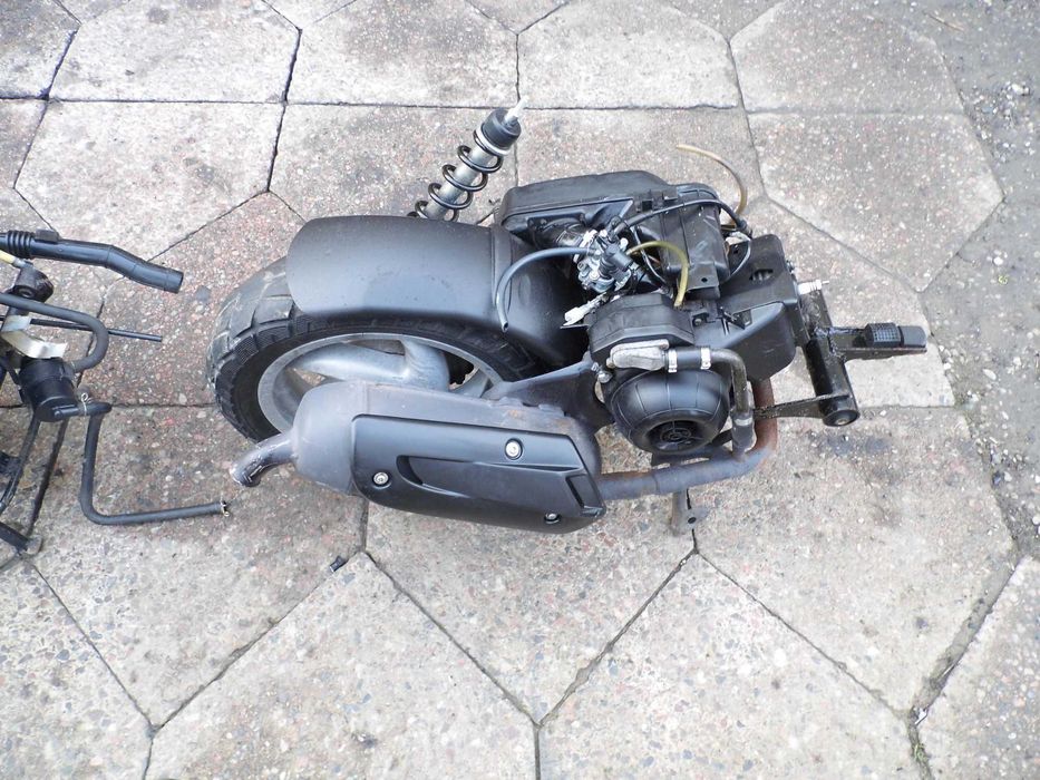 SILNIK PIAGGIO TPH NEW FLY 50 2T sr motard sportcity gwar 4 tys km ...
