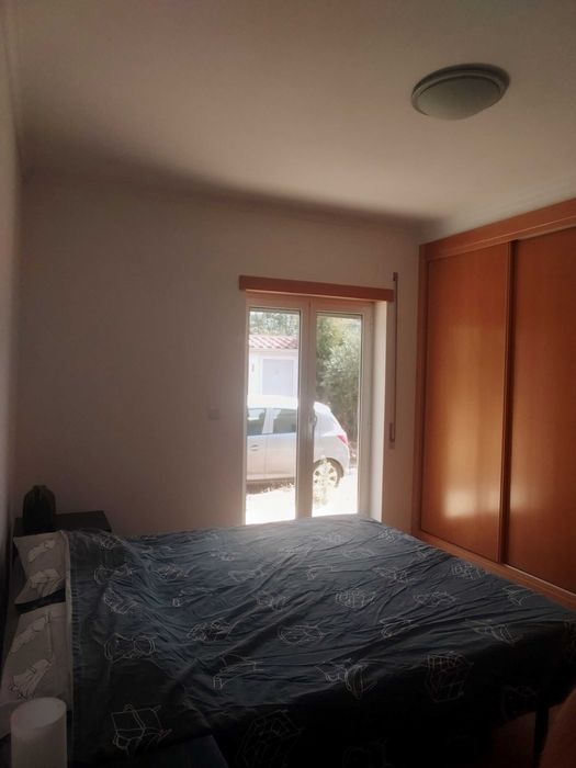 Moradia T3 2 casas de banho + terreno 3500m2 Coja Cerdeira E Moura Da ...