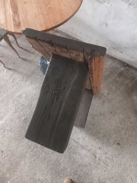 Banco madeira rústico, antigo, madeira maciça São Brás de Alportel • OLX.pt