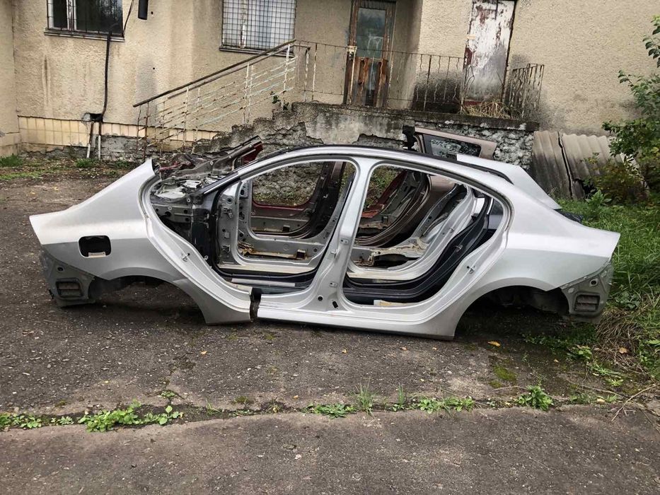 Кузов чвертка лонжерон крило поріг криша Renault Laguna 3 Розборка: 150 ...