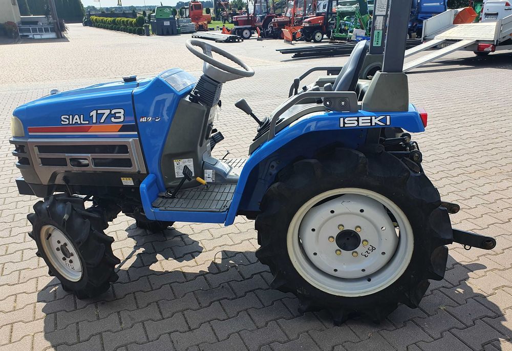 Traktor ISEKI Sial diesel 17,3 KM 4x4 jak nowy wspomaganie Przybyszów • OLX.pl