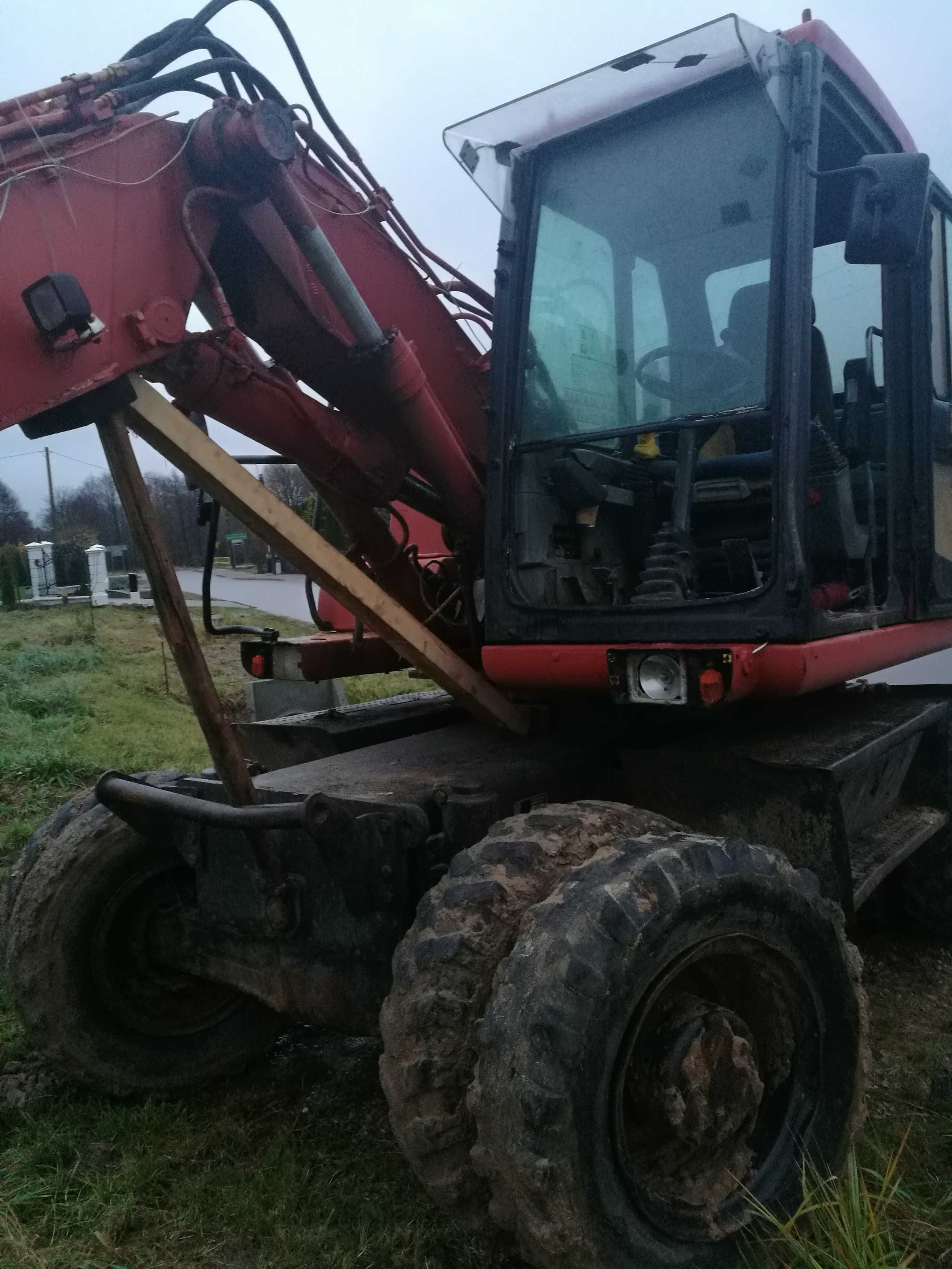KOMATSU PW150ES 2000r koparka kołowa uszkodzona na części Kajetanów ...