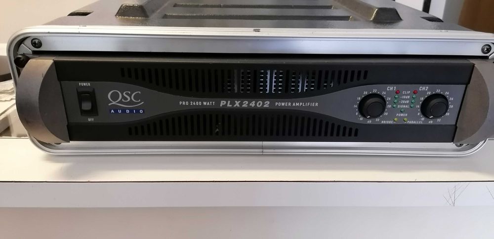 Amplificador QSC 2402 + rack Amadora • OLX Portugal