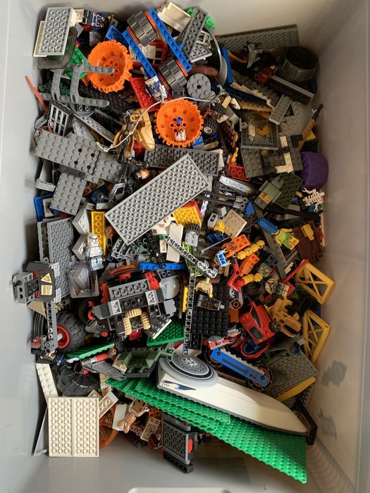 Lego mix rzadkie figurki Poznań Strzeszyn • OLX.pl