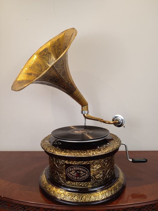 Piękny unikalny patefon, gramofon, polecam, zobacz Łódź Górna • OLX.pl