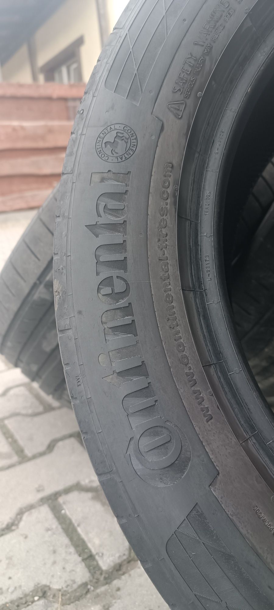 235/55 R18 Continental: 899 грн. - Автошини Хотин на Olx