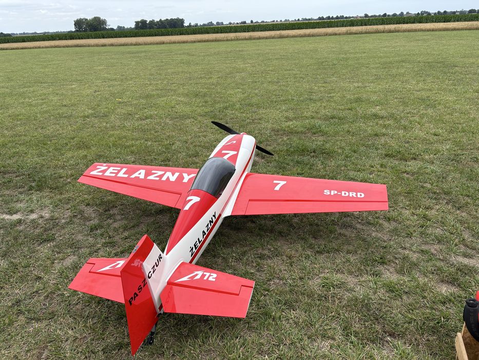 Samolot RC Extra 330L 103” - pusta za 1500PLN Owczegłowy • OLX.pl