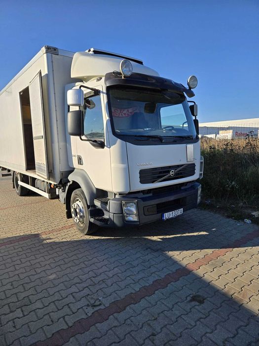 VOLVO FL6 chłodnia winda 12 ton DMC Lublin • OLX.pl