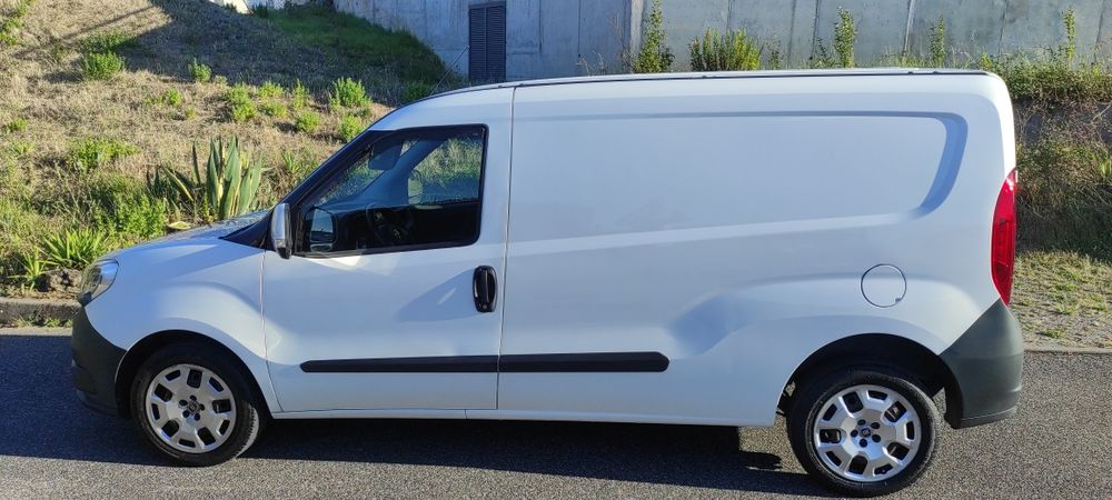 Carrinha comercial Fiat Doblo Maxi ( modulos camping Van removíveis ...
