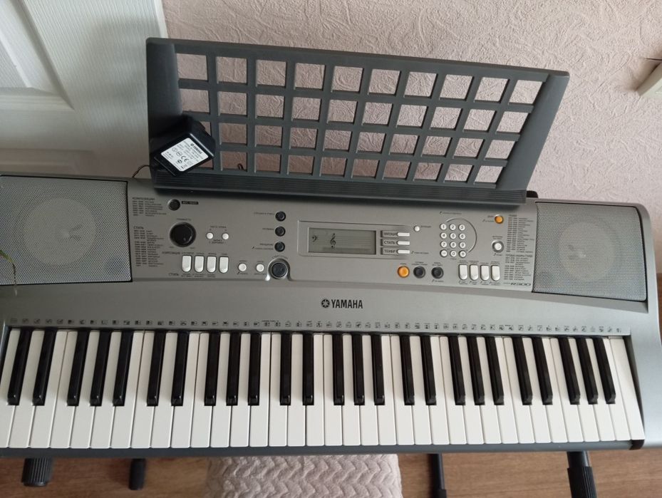 Синтезатор Yamaha R300 в ідеальному стані: 7 165 грн. - Синтезатори ...
