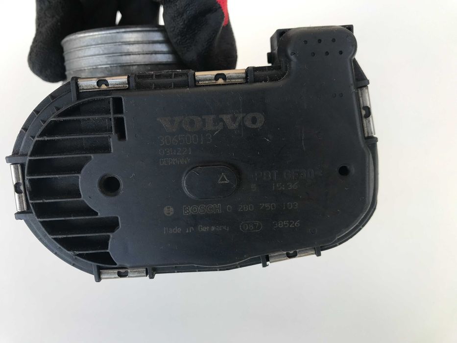 Дроссельная заслонка Volvo S60. S80. C70. V70. XC70. XC90 - БЕНЗИН: 2 ...