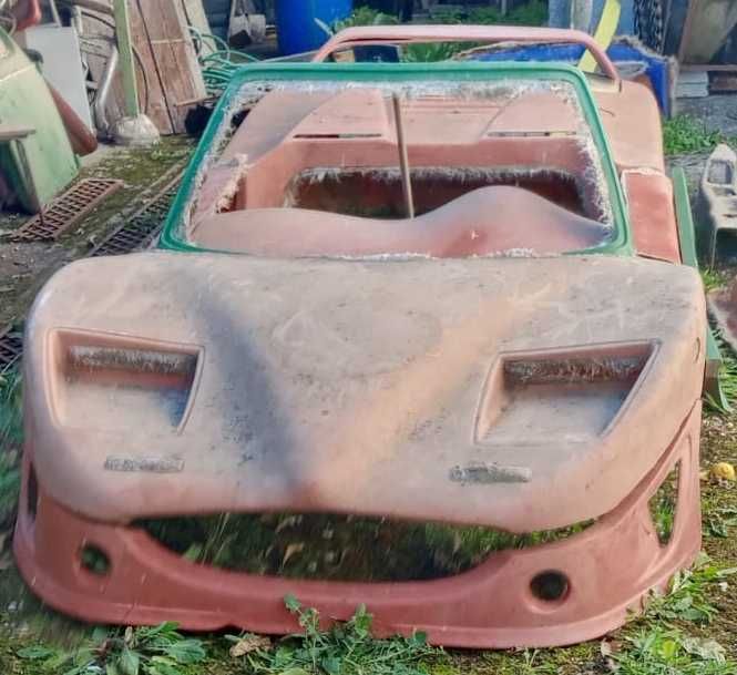 Carroçaria de réplica de ZF98 para chassi de carocha - Coimbra Santo ...