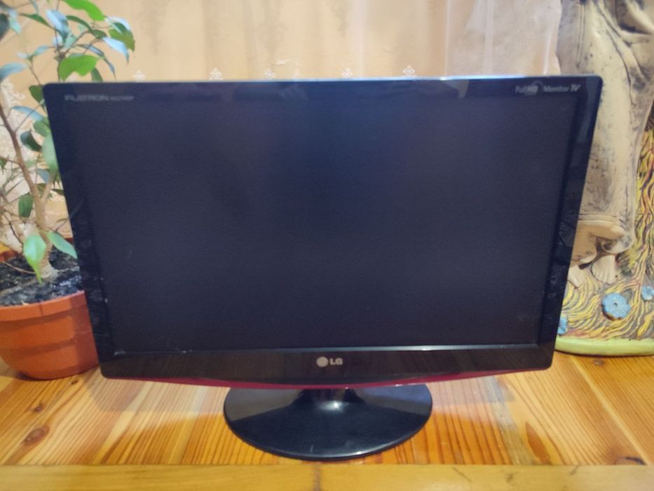 Телевізор, тв LG, монітор: 2 200 грн. - Телевізори Бережани на Olx
