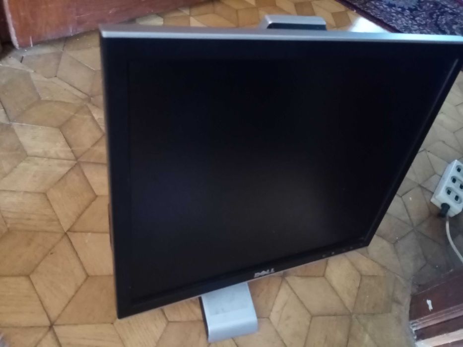 Monitor Del 44 cm przekątna Warszawa Mokotów • OLX.pl