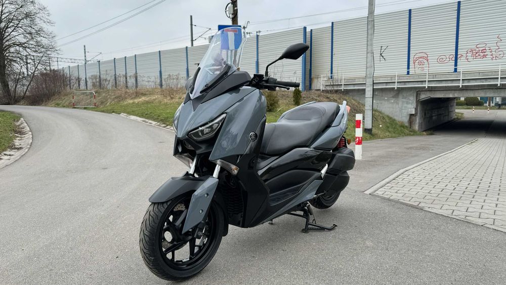 Yamaha xmax 300 x-max SUPER STAN nowe opony 2017r DUŻY WYBÓR transport ...