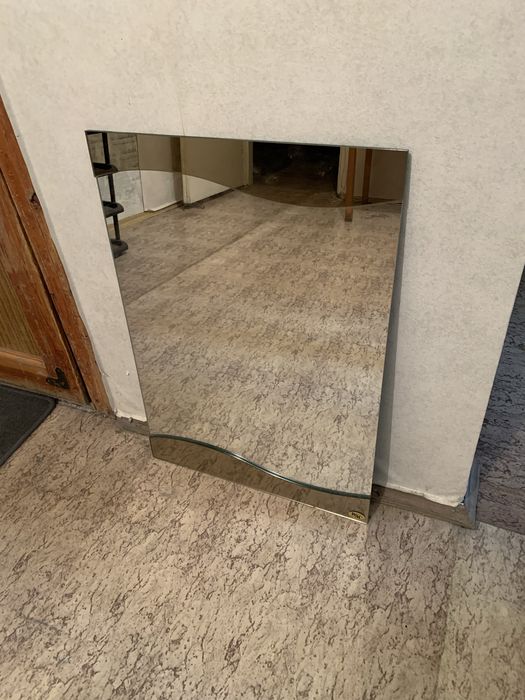 Дзеркало настінне 300 грн Вікна двері скло дзеркала Київ на Olx