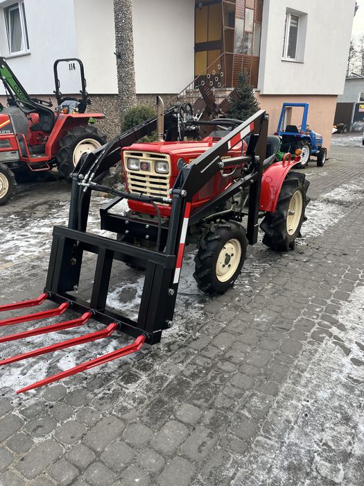 Traktorek yanmar ym1401 4x4 ładowacz widły 95 cm szer Śmigiel • OLX.pl