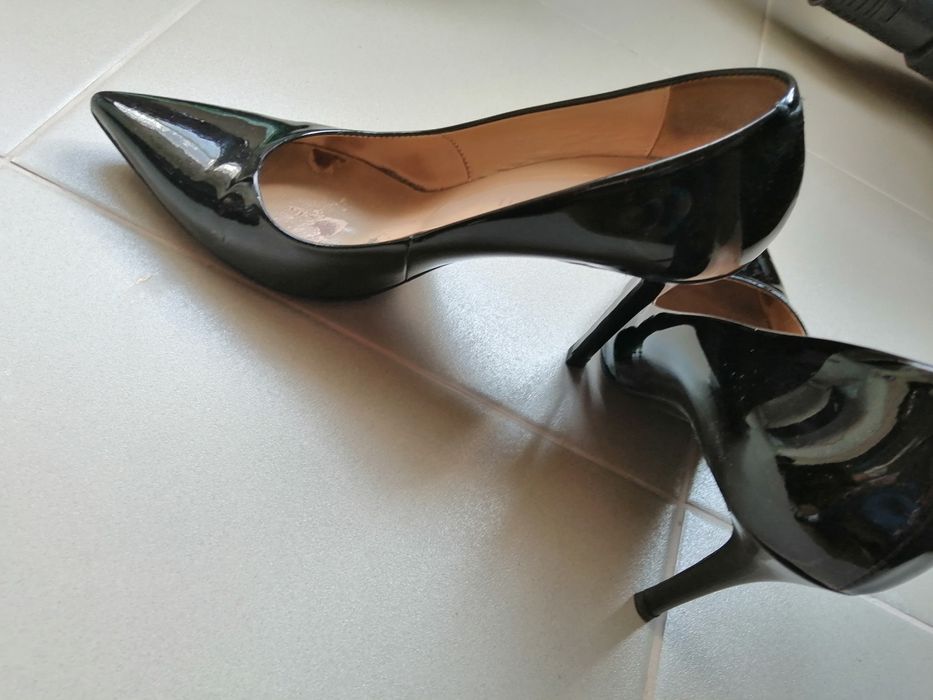Лаковые туфли на каблуках б у 350 грн Інші туфлі Лебедин на Olx