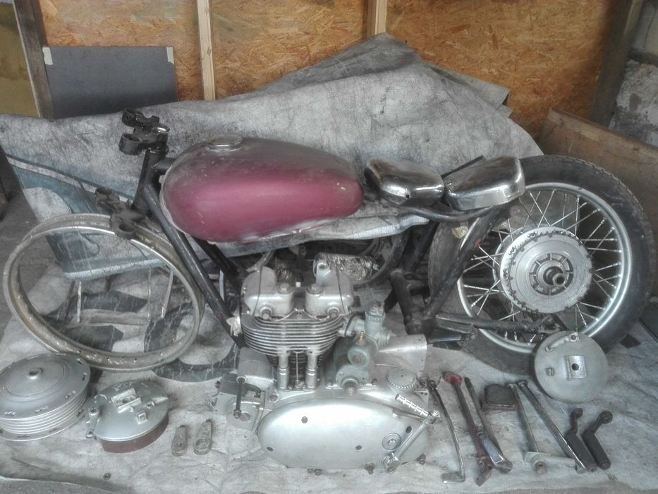Junak m07, rama, silnik, koło, iskrownik, gaźnik, puszki boczne 700zł ...