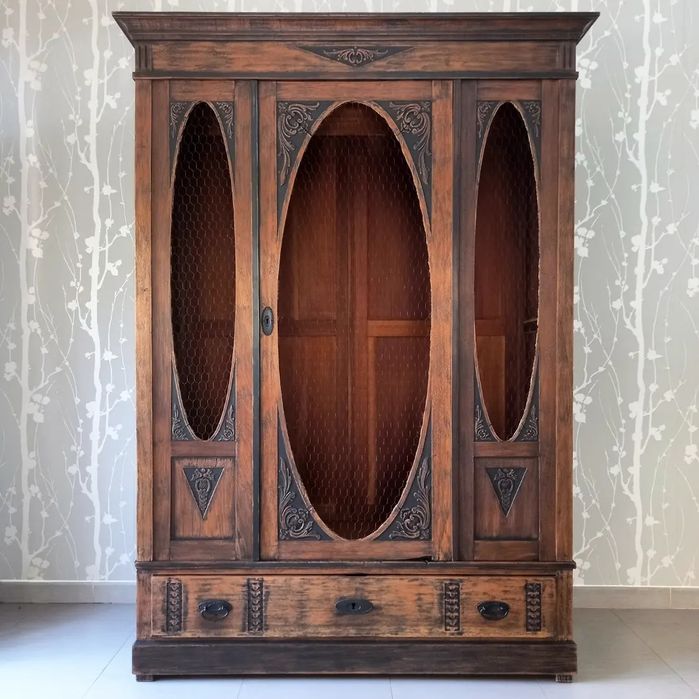 Roupeiro / Guarda fatos vintage (c/entrega) Fernão Ferro • OLX Portugal