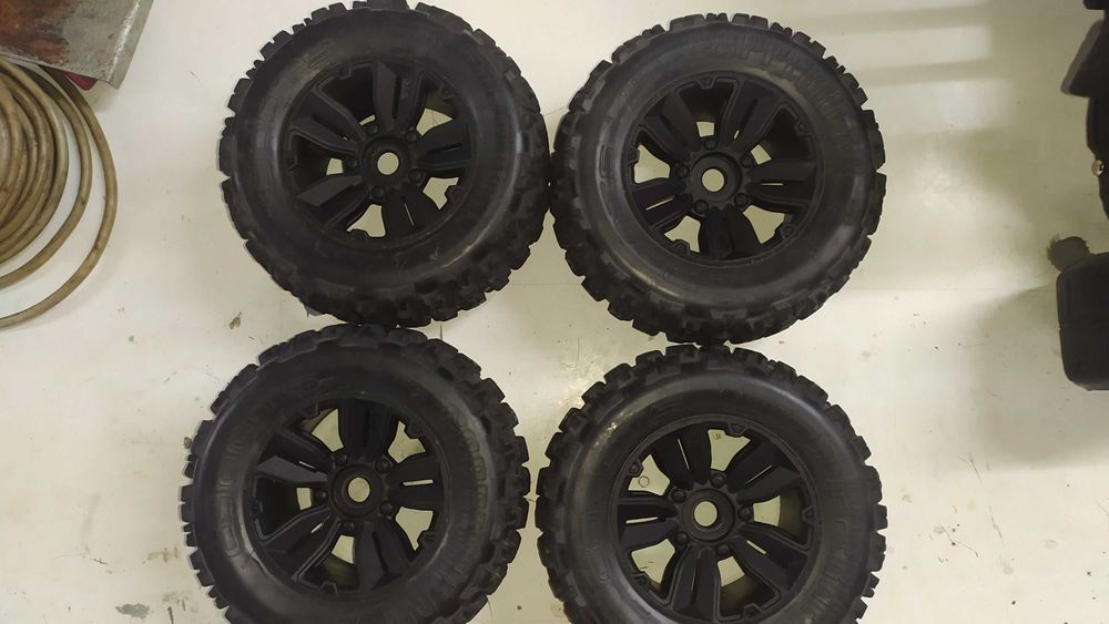 Koła do Arrma Kraton 6s dBoots Copperhead 2 ARA550059 Haczów • OLX.pl