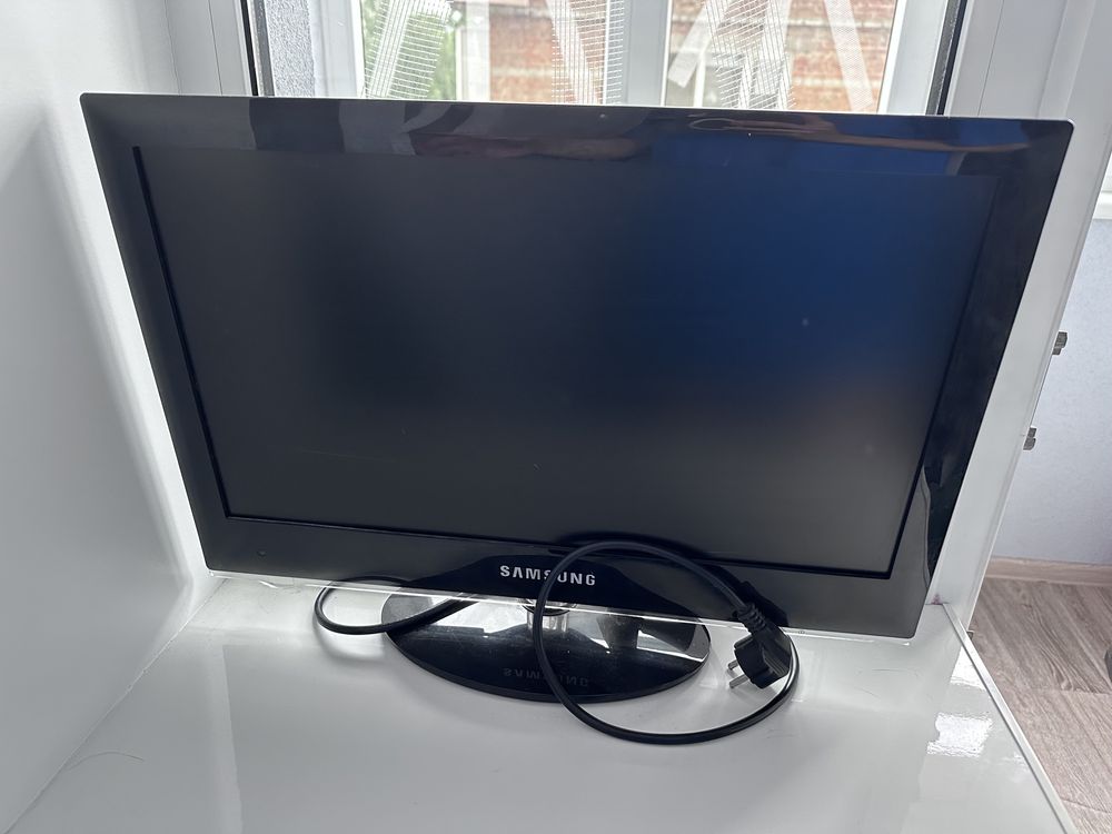 Телевізор / телевизор Samsung 22 дюйма: 2 700 грн. - Телевізори Суми на Olx