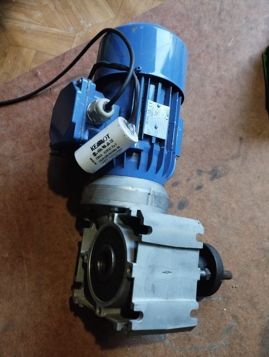 Silnik do pieca co podajnika Przytkowice • OLX.pl