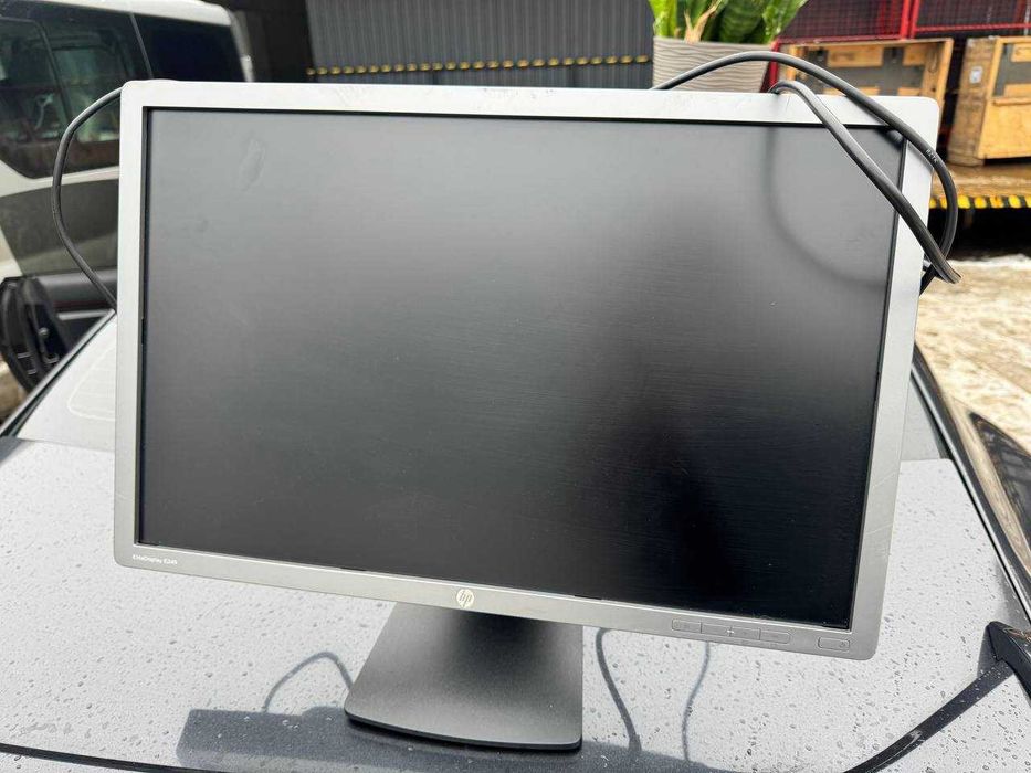 Б\у Монитор 24" HP E241i: 2 000 грн. - Монітори Київ на Olx
