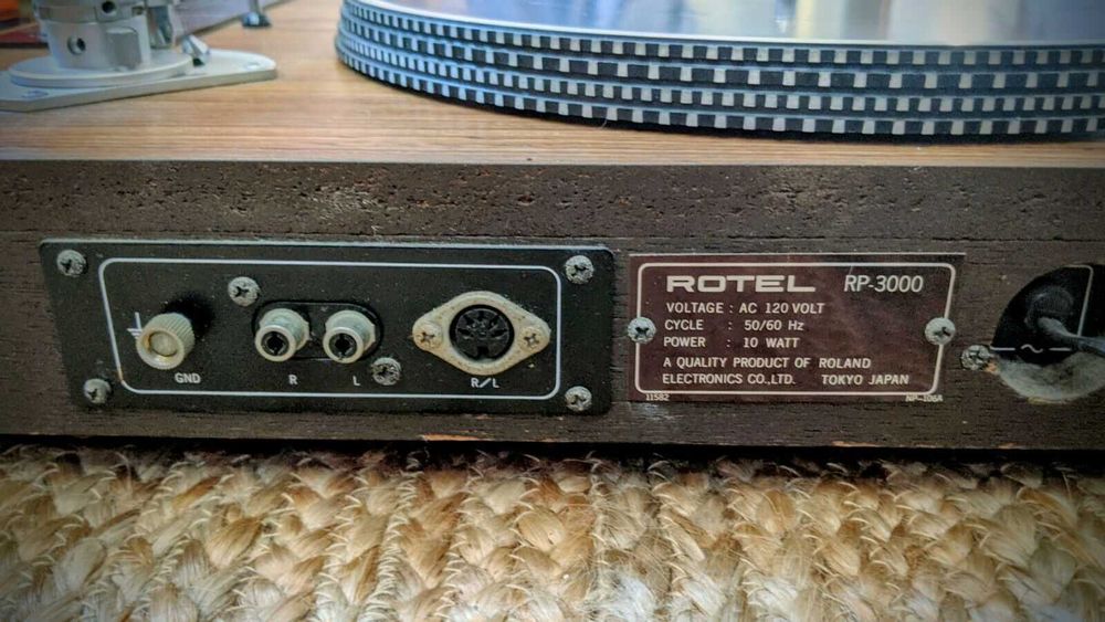 Продам проигрыватель ROTEL RP-3000,: 20 000 грн. - Cd / md / виниловые ...