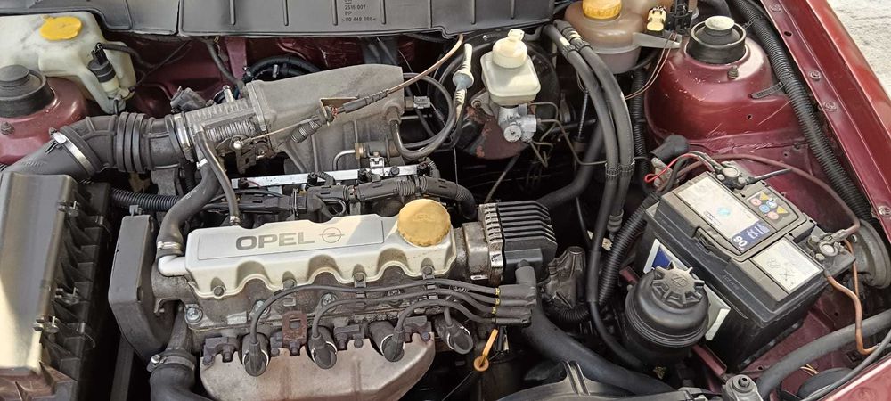 Opel Astra 4 Portas Vinho Braga (Maximinos, Sé E Cividade) • OLX.pt