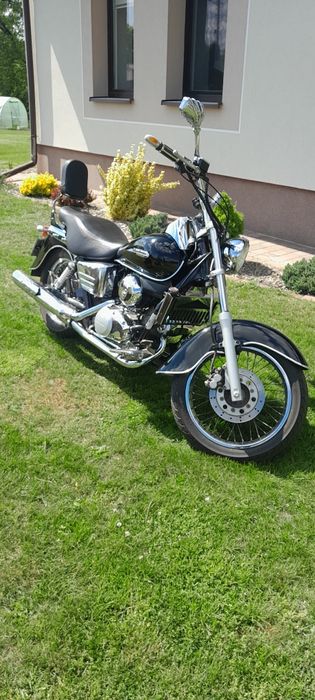 honda shadow 125 - Wieluń - sprawdź kategorię Motocykle i Skutery
