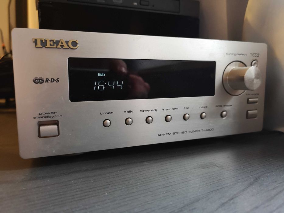 TEAC tuner TH300 Warszawa Śródmieście • OLX.pl