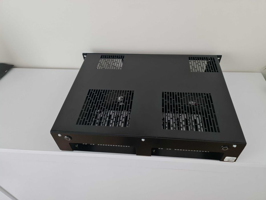 Obudowa serwerowa RACK 19 cali R-CASE 2 , 2 x mATX , 2x SFX 2xHDD 1SSD ...