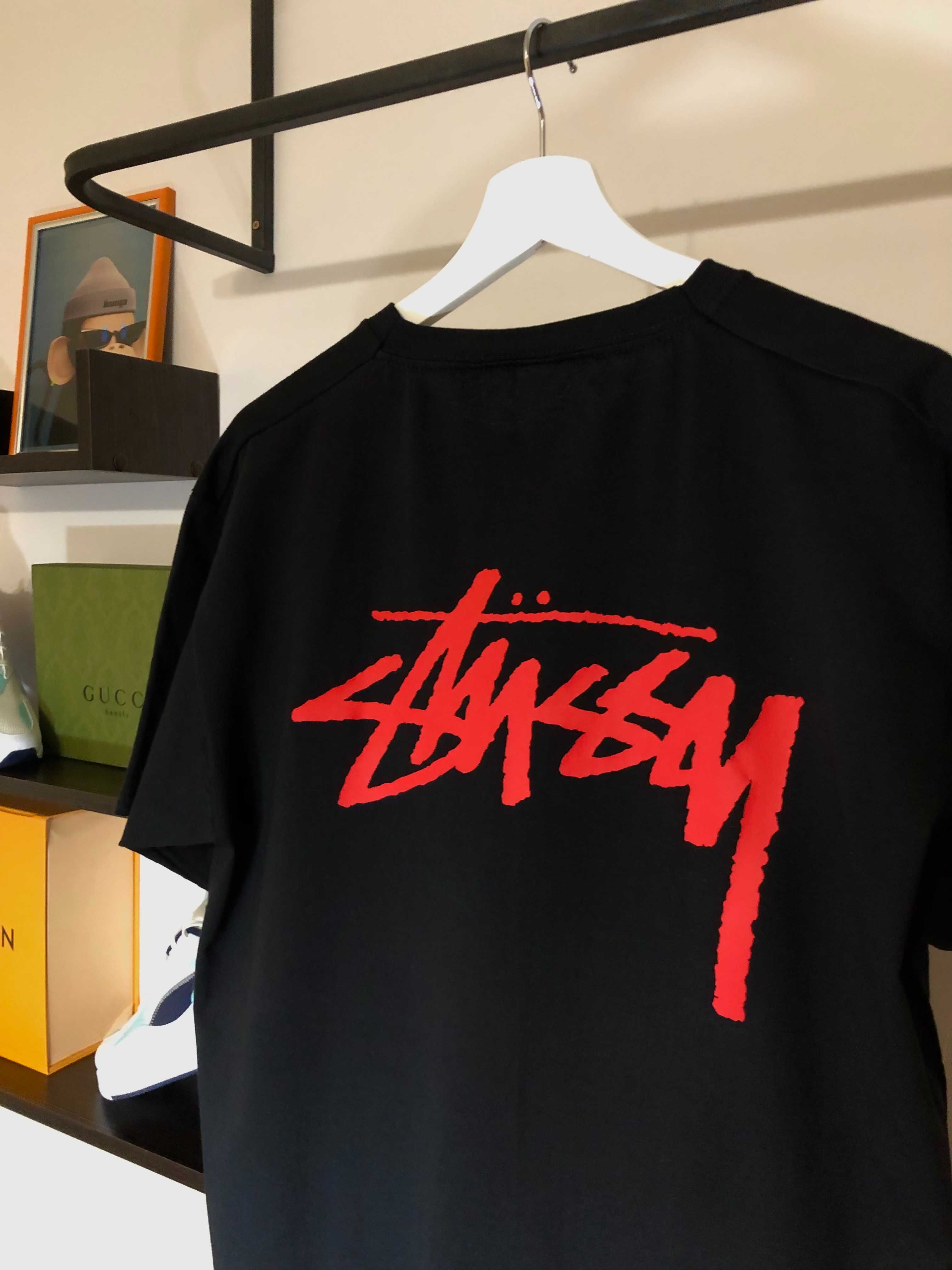 Футболка Stussy (червоний логотип): 415 грн. - Футболки Вінниця на Olx