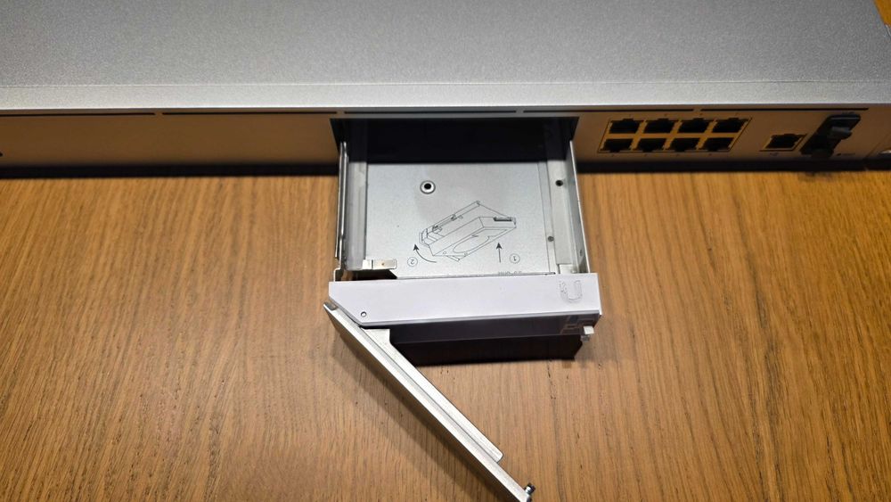 Unifi - UDM Pro, NanoHD, US-8-60W Bydgoszcz • OLX.pl