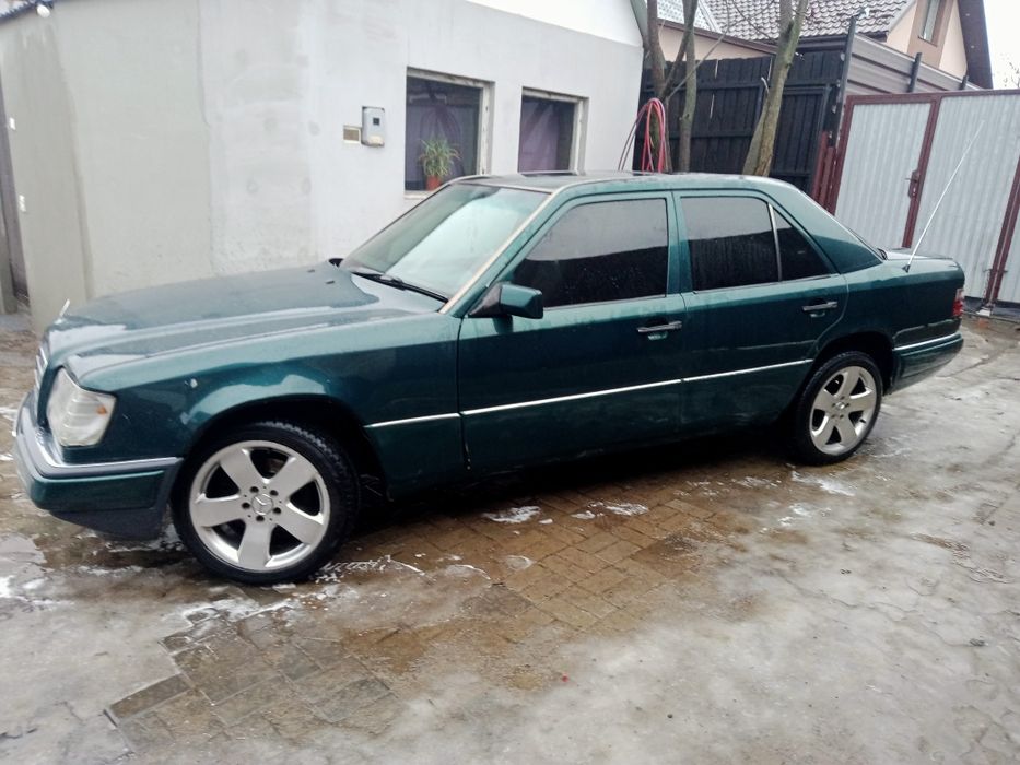 Мерседес 124 Е250: 2 900 $ - Mercedes-Benz Луцьк на Olx
